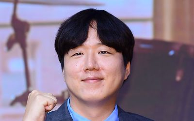 ‘신인가수 조정석’ 연출한 양정우 PD [MK포토] : ZUM 뉴스