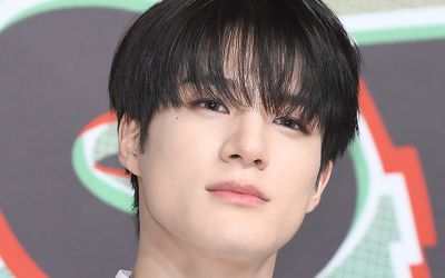 NCT 제노 ‘강렬한 눈빛 카리스마’ [MK포토] : ZUM 뉴스