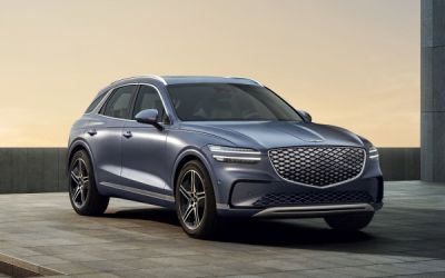 “SK온 4세대 배터리로 423km 주행”…제네시스 GV70 전동화 모델 : ZUM 뉴스