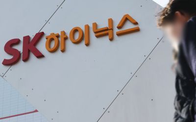 "10년전 HBM베팅...SK하이닉스, 가장 핫한 반도체 지배" : ZUM 뉴스
