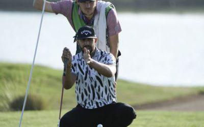 루옌 "특급 도우미가 경쟁자로"…‘PGA투어서 맞대결’ : ZUM 뉴스