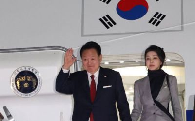 尹, APEC 정상회의 일정 마치고 귀국 : ZUM 뉴스