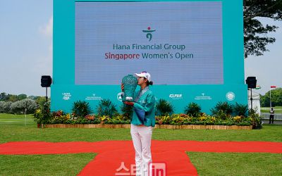 [포토] KLPGA 2024시즌 첫 우승자는 김재희