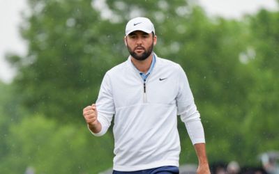 ‘멘탈갑’ 연행됐다 풀려난 셰플러, PGA 챔피언십 2R 5타 줄여 선두권 : ZUM 뉴스