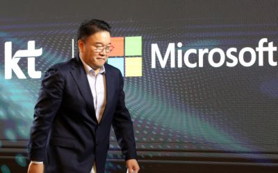 [포토] KT ‘AICT 컴퍼니’ 기자간담회 참석하는 조현우 MS 사장 : ZUM 뉴스