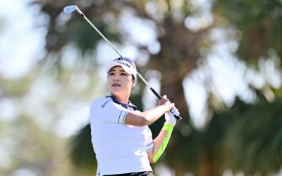 드라이버 못 잡은 윤이나, LPGA 데뷔전 '쓴맛'..티샷 난조 어떻게 해결할까 : ZUM 뉴스