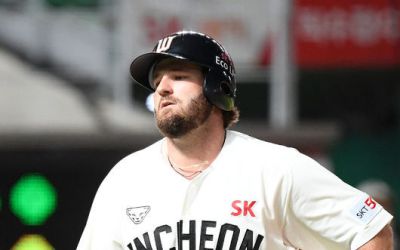 [사진]화이트,'실망스러운 KBO데뷔전' : ZUM 뉴스