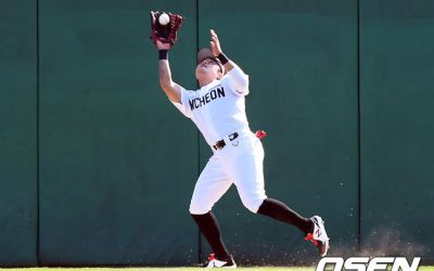 [사진]추신수, '안정적인 수비' : ZUM 뉴스