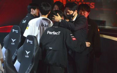 [LCK] ‘날뛰는 퍼펙트’ KT, 초접전 끝에 DK에 2-1 역스윕…개막 2연승(종합) : ZUM 뉴스