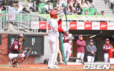 [사진]한유섬,'KBO 통산 1000경기 출장' : ZUM 뉴스