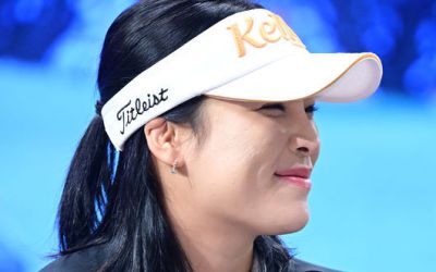 LPGA 진출 윤이나, 발전기금 2억원 쾌척…“신인왕 목표로 정진하겠다” : ZUM 뉴스
