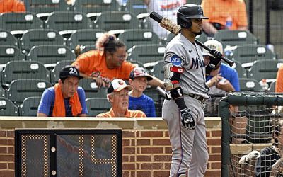 피치 클록 도입한 MLB, 포스트시즌 경기 시간 20분 줄었다 : ZUM 뉴스