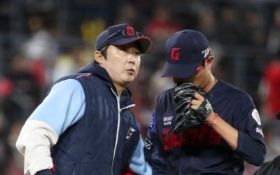 프로야구 SSG, 배영수 롯데 코치 영입 마무리 단계 : ZUM 뉴스