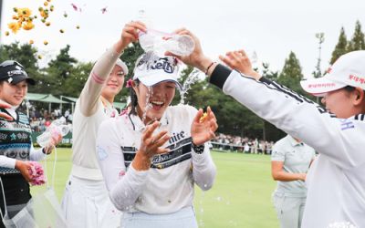 KLPGA '우승없는 신인왕' 김민별, 2년 차에 한풀이 첫 우승(종합) : ZUM 뉴스