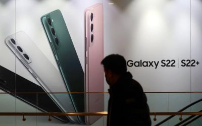 갤럭시S22 'GOS' 논란…"강제 성능 제한" 소비자들 폭발 : ZUM 뉴스