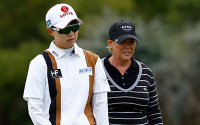 김효주 이틀연속 5언더 합계 10언더…LPGA LA오픈 공동선두 : ZUM 뉴스