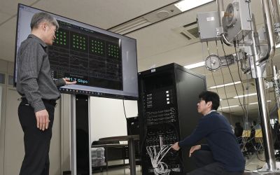 “역시 IT 강국” 세계 최초…ETRI, 200Gbps급 ‘6G’ 무선시연 성공 : ZUM 뉴스