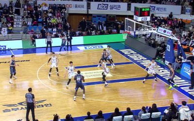 '라건아 32점' KCC, LG 5연승 저지하고 5연패 탈출 : ZUM 뉴스