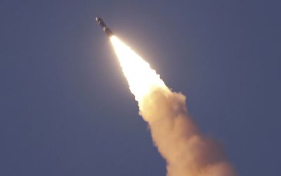 북 "신형 화성포-19형 시험발사 성공...최종완결판 ICBM" : ZUM 뉴스