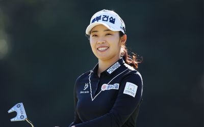 '가을여왕' 김수지, 역전극으로 KLPGA투어 2주 연속 우승 : ZUM 뉴스