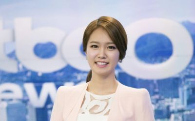 JTBC 안나경 아나운서, 10년 열애 끝 변호사와 결혼 : ZUM 뉴스