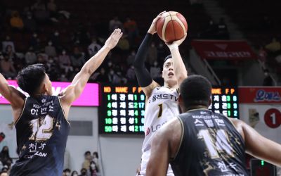 이관희 승부처서 폭발…2위 LG, 선두 KGC 꺾고 5연승 질주(종합) : ZUM 뉴스