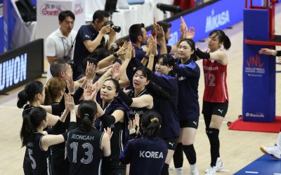 이럴수가…VNL 2년 연속 전패 수모 당한 여자배구 : ZUM 뉴스
