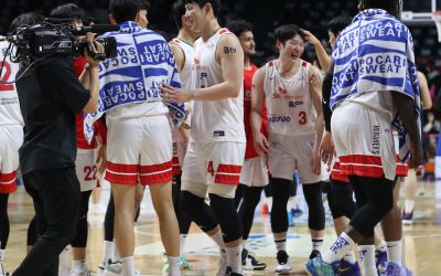 SK, KCC 상대로 77대 74 승리 : ZUM 뉴스