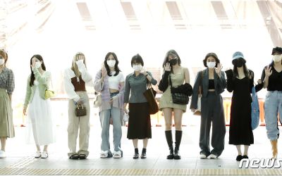 트와이스 美 빌보드200 첫 1위에…JYP 3%대 강세[핫종목] : ZUM 뉴스