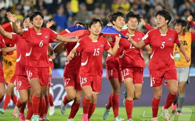 북한 여자축구, 일본 꺾고 U20 월드컵 정상…통산 3번째 우승 : ZUM 뉴스