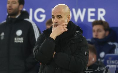 EPL 반환점 돈 맨시티, 선두와 승점 14차…"역전 우승 불가능" : ZUM 뉴스