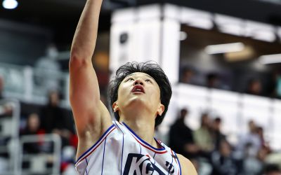 KCC 허웅 '들어가라' : ZUM 뉴스