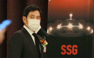 정용진 SSG 랜더스 구단주 "올핸 정규게임 144경기 이상 할것 같다" : ZUM 뉴스