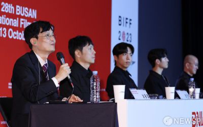 [28th BIFF] 개막작 '한국이 싫어서' "젊은이들 현실 정직하게 담은 영화" : ZUM 뉴스