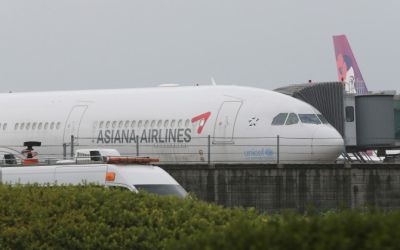 아시아나항공 화물사업 본입찰, LCC 3파전…제주항공 불참 : ZUM 뉴스