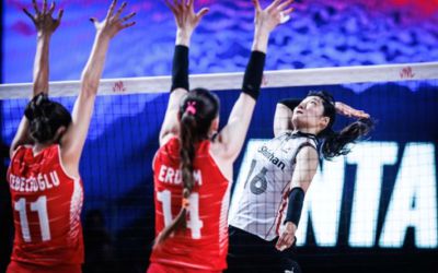 女 배구, VNL 개막전 0 대 3 완패…정지윤 10득점 : ZUM 뉴스