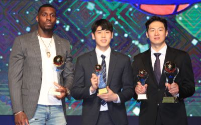 KCC 만능슈터 이정현, 생애 첫 MVP 올랐다 : ZUM 뉴스