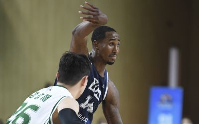 NBA 출신 홀리스제퍼슨, KCC 마지막 퍼즐 될까 : ZUM 뉴스