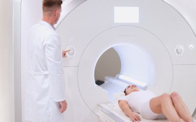 단순 두통·어지럼으로 인한 MRI 검사비, 전액 본인부담으로 바뀐다 : ZUM 뉴스