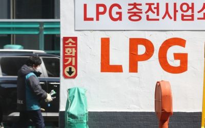 유류세 인하율 축소에도…SK가스·E1 등 LPG 가격 동결 : ZUM 뉴스