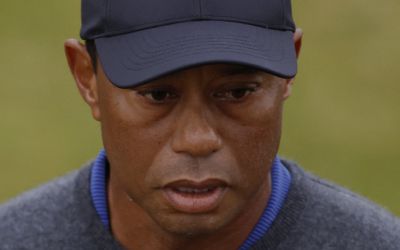 모친상 수습 우즈, PGA 제네시스 대회 불참 : ZUM 뉴스