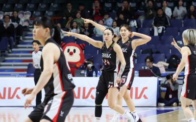 부산 BNK, 삼성생명 꺾고 WKBL 챔프전 진출 : ZUM 뉴스