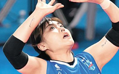 1세트 6점 흥국생명, IBK에 잡혀 PO 승부 3차전으로 : ZUM 뉴스