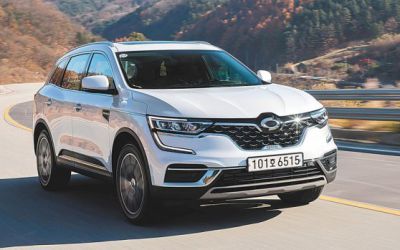 널찍한 SUV QM6 “어른 2명이 누워도 충분” : ZUM 뉴스