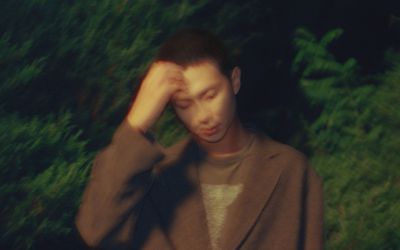 [29회 BIFF] RM, 다큐 영화로 부국제 진출…'라이트 피플, 롱 플레이스' 상영 : ZUM 뉴스