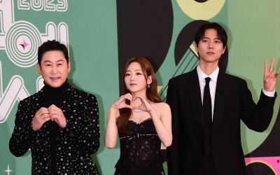 [TEN포토] 신동엽-조이현-주우재 '2023 KBS 연예대상 3MC' : ZUM 뉴스