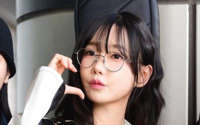 [TEN포토]QWER 마젠타 '섹시한 하트' : ZUM 뉴스