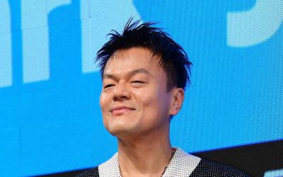 '52세' 박진영, 방시혁과 절친인 줄 알았는데…25년 '찐친' 따로 있었다 ('BYOB') : ZUM 뉴스