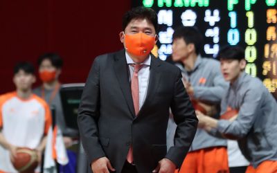 현실 직시하는 캐롯 김승기 감독, 그래도 '포기는 없다'[KBL] : ZUM 뉴스