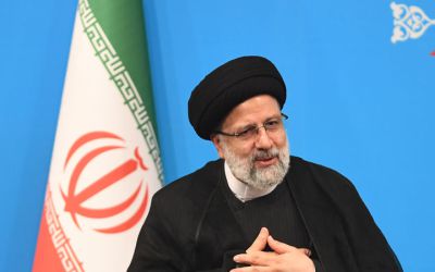 라이시 헬기 추락사 재구성…"시신 불타 반지로 신원 확인" : ZUM 뉴스